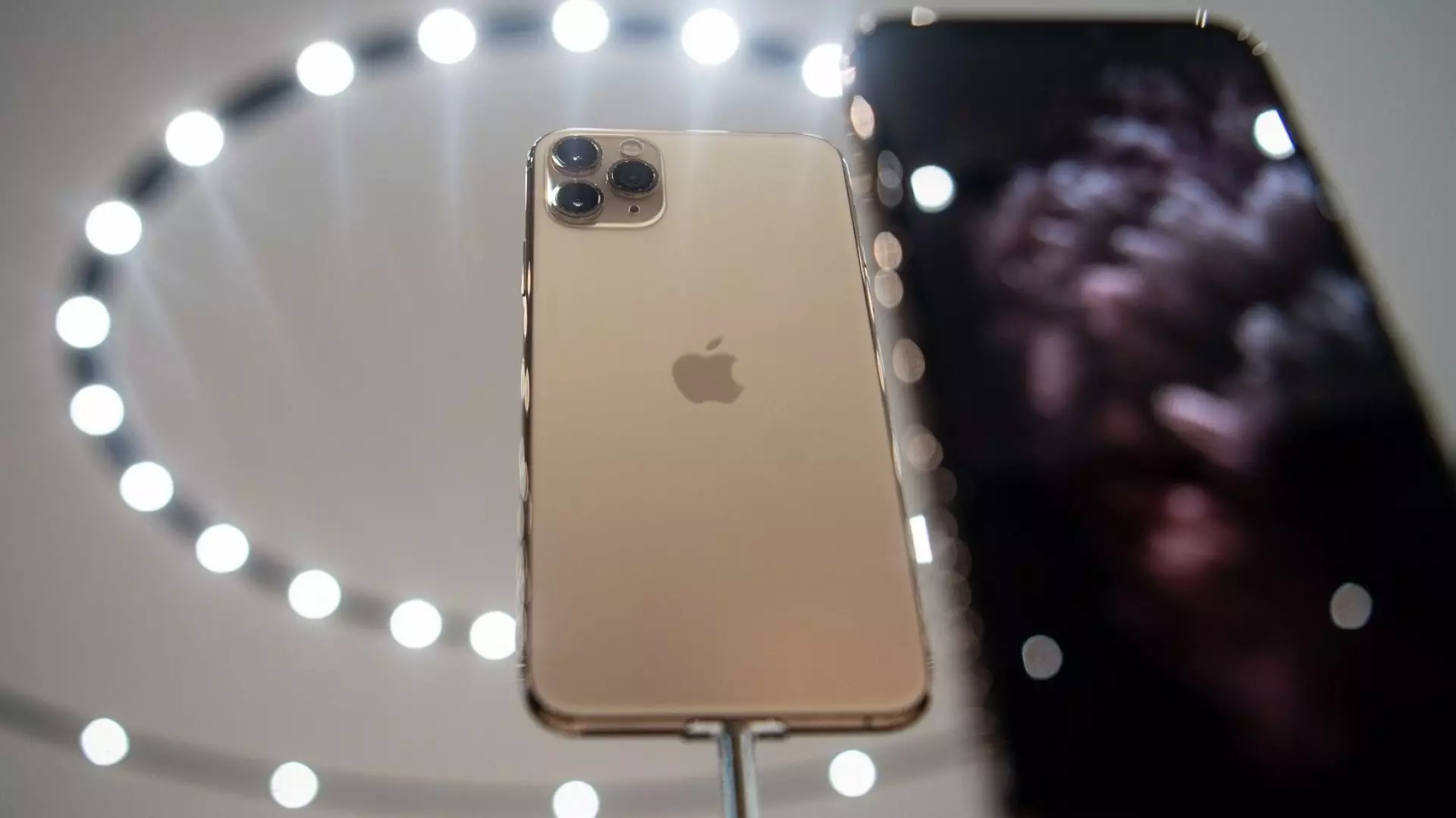 9 Aplikasi iOS 13 Pangalusna pikeun iPhone 11 sareng iPhone 11 Pro