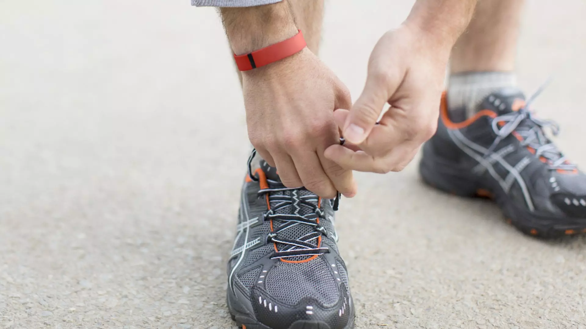 Jawbone подає другий позов проти конкурента Fitbit