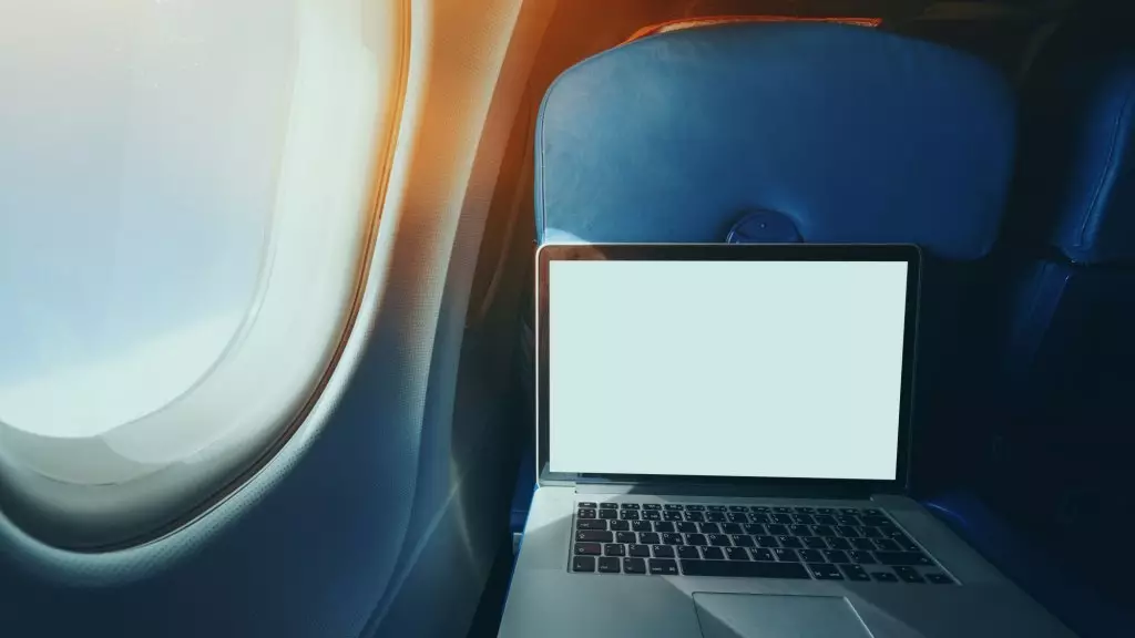 Se hai bisogno di un solido Wi-Fi in volo, scegli una di queste 4 compagnie aeree