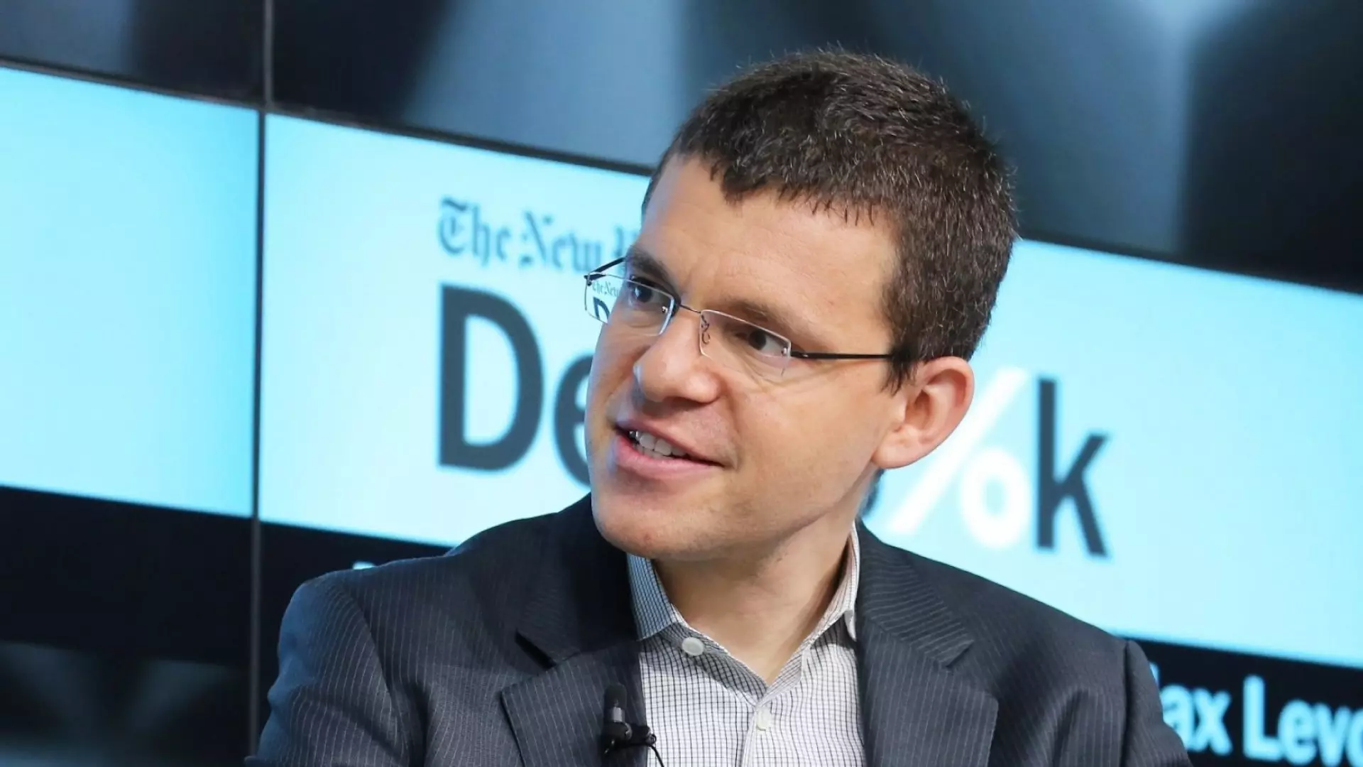 Pagpamatuod sa CEO Max Levchin.