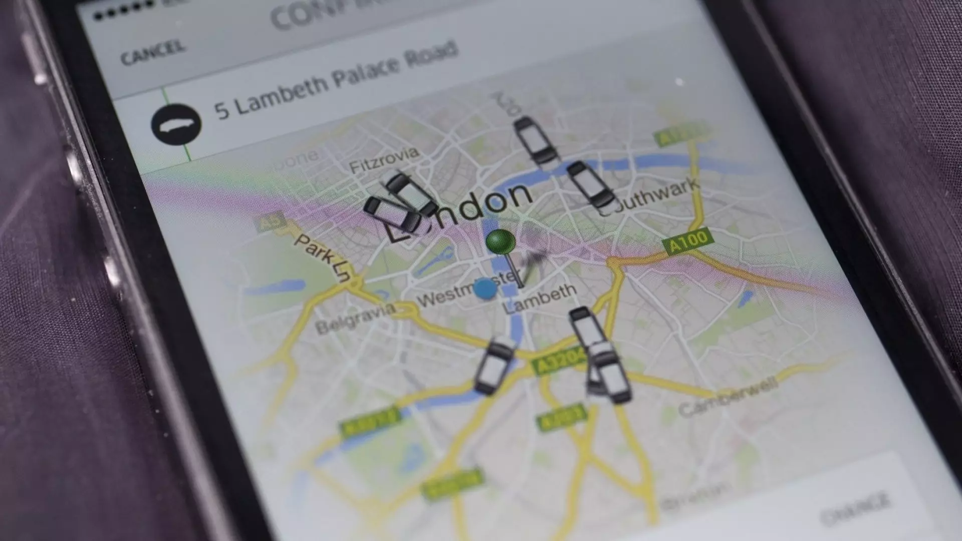 „Uber“ nori susigrąžinti savo Londono licenciją ir kreipiasi į teismą, kad ją gautų