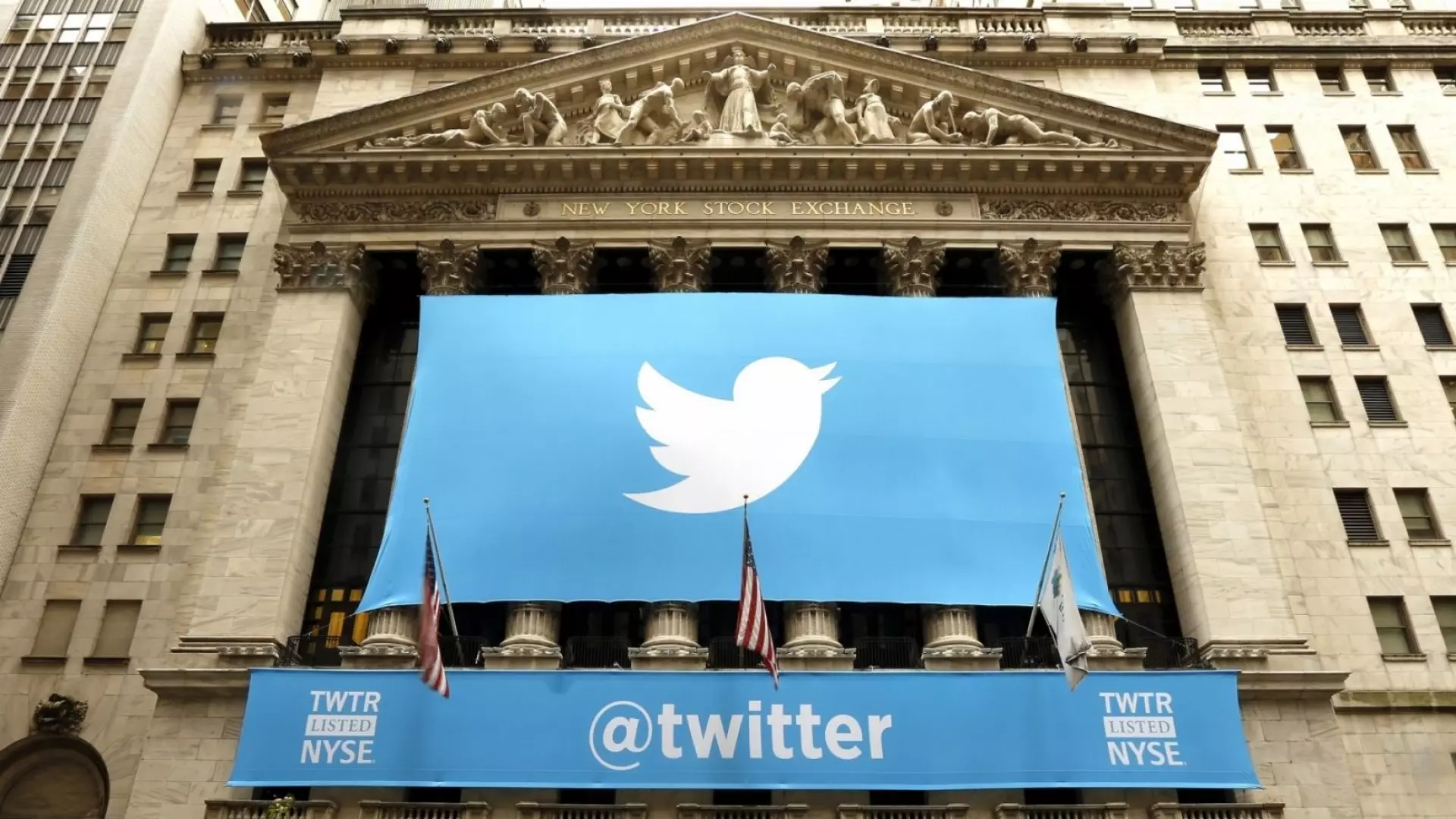 Akcie Twitteru rostou o 11 procent navzdory prvnímu poklesu tržeb od IPO