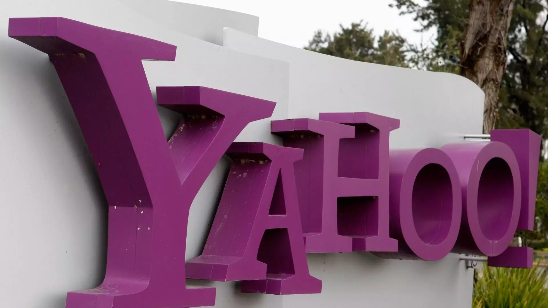 Yahoo xakerlar 1 milliarddan ortiq akkauntlardan ma'lumotlarni o'g'irlaganini aytdi