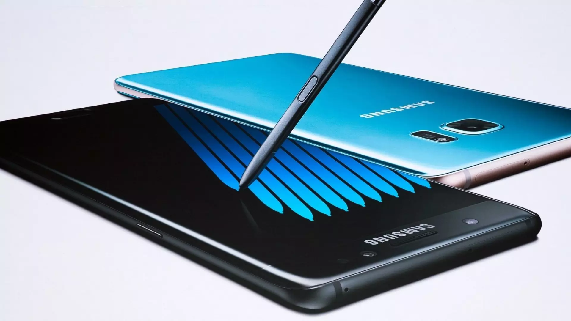 Самсунг батареяның артык кызып китүеннән саклану өчен Galaxy Note 7 яңартуын игълан итә