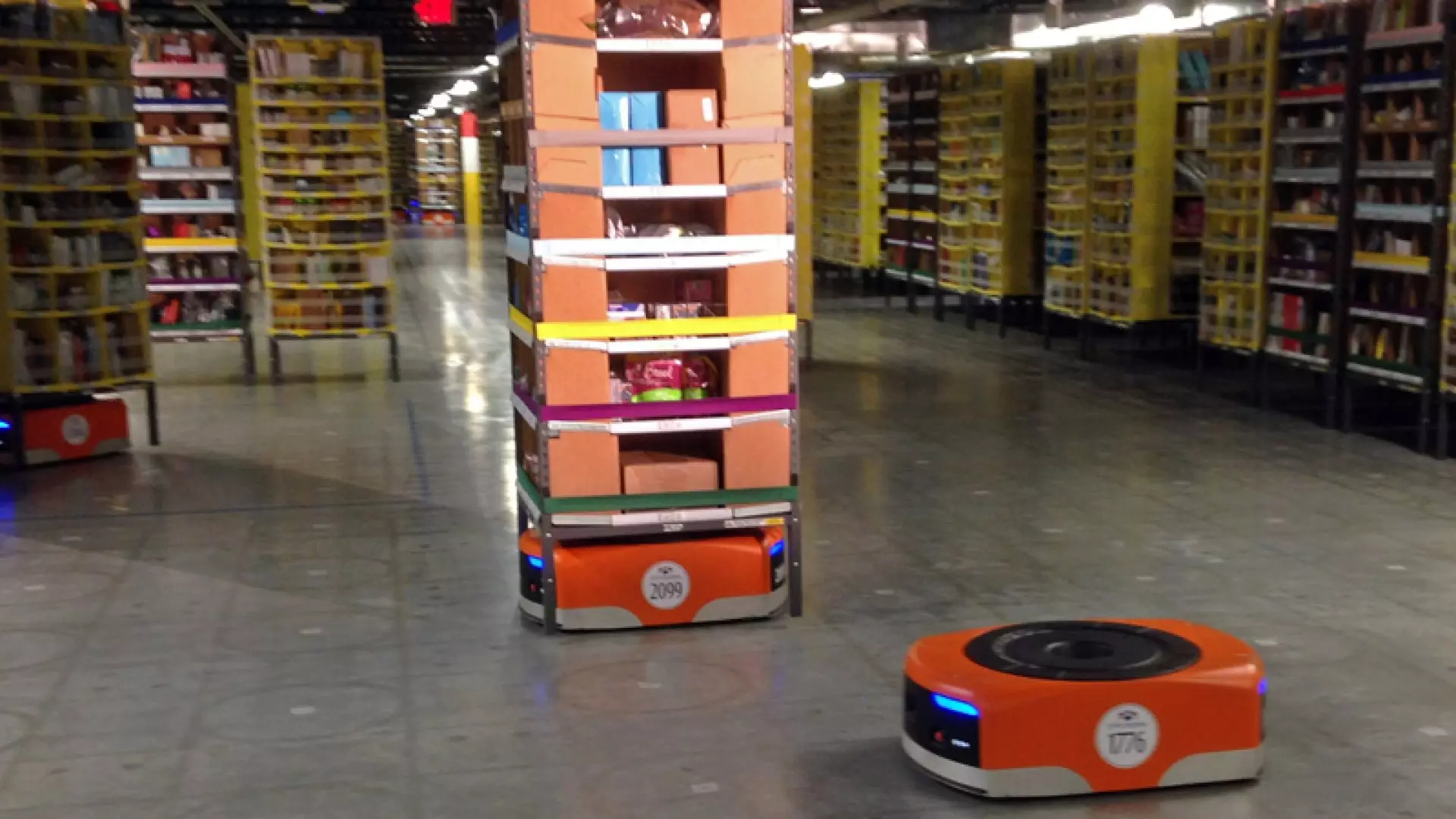 Amazon's New Robot Mauto Inogadzirira Hondo Cyber Muvhuro