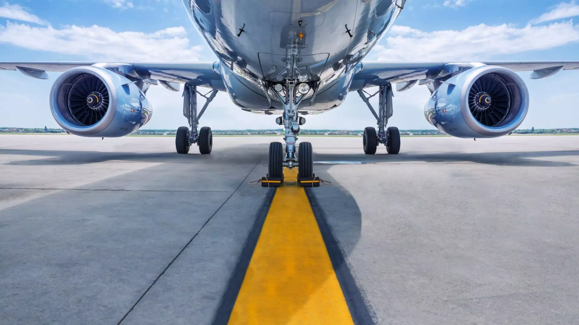 Sərxoş Sərnişin. Yönləndirilmiş Uçuş. İrqi təhqir. (Bu American Airlines və Southwest Airlines uçuşlarında baş verənlər)