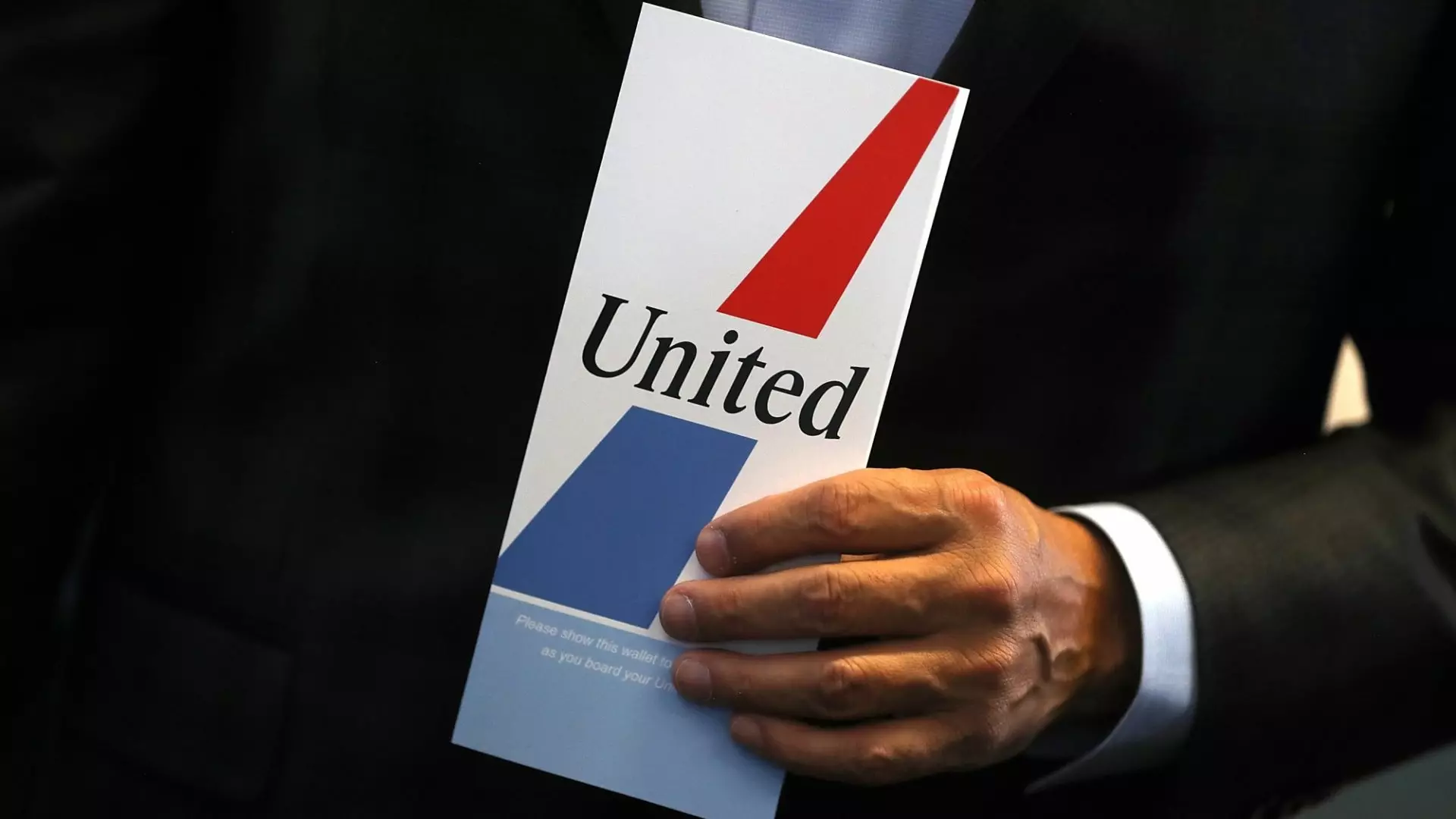 United se mees onlangse PR-ramp het 'n $90,000-maak-goed vir een gesin vereis