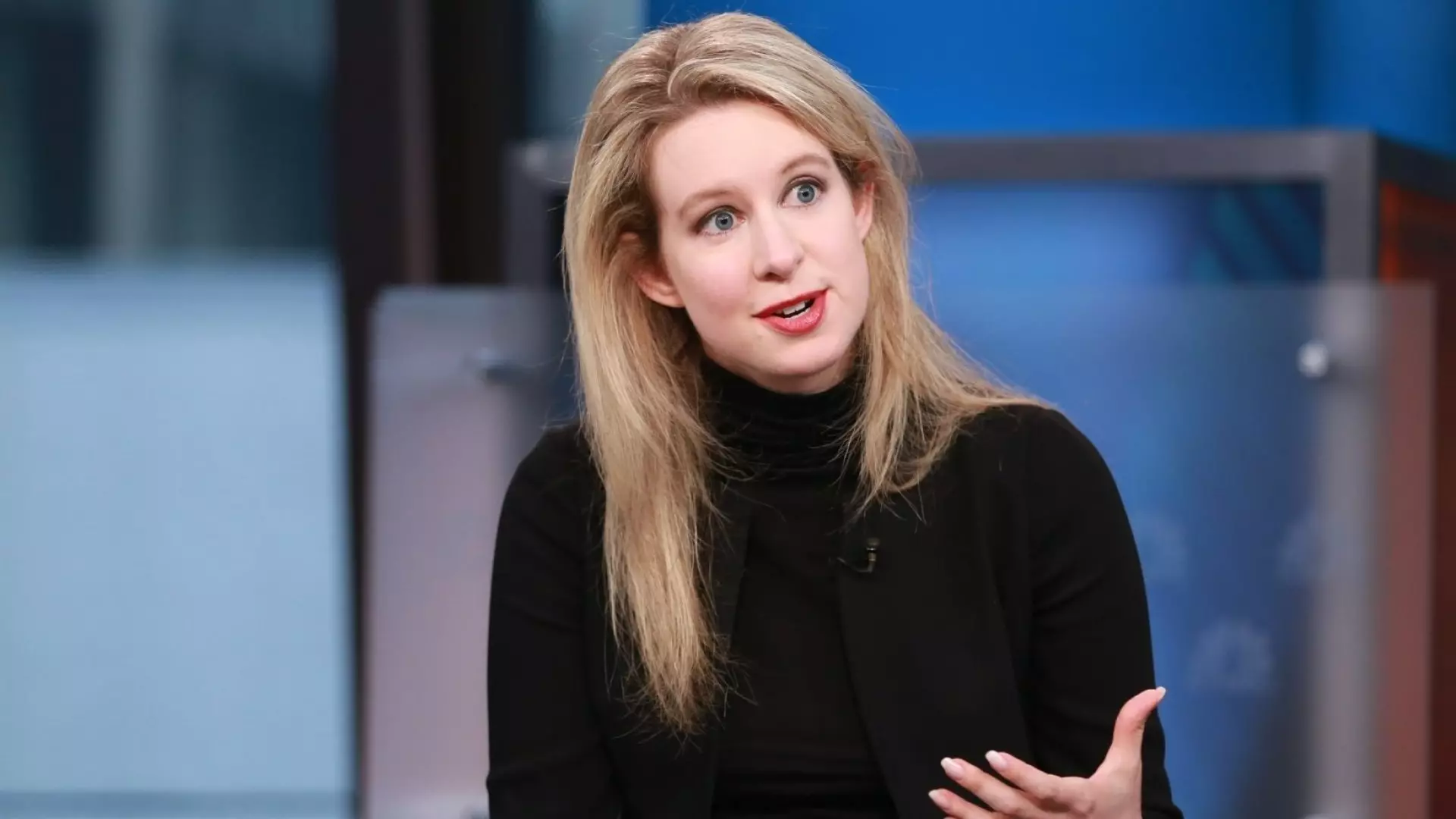 Elizabeth Holmes Tippreżenta Data Theranos dwar New Tech, Mistoqsijiet ta 'Labwork Jibqgħu