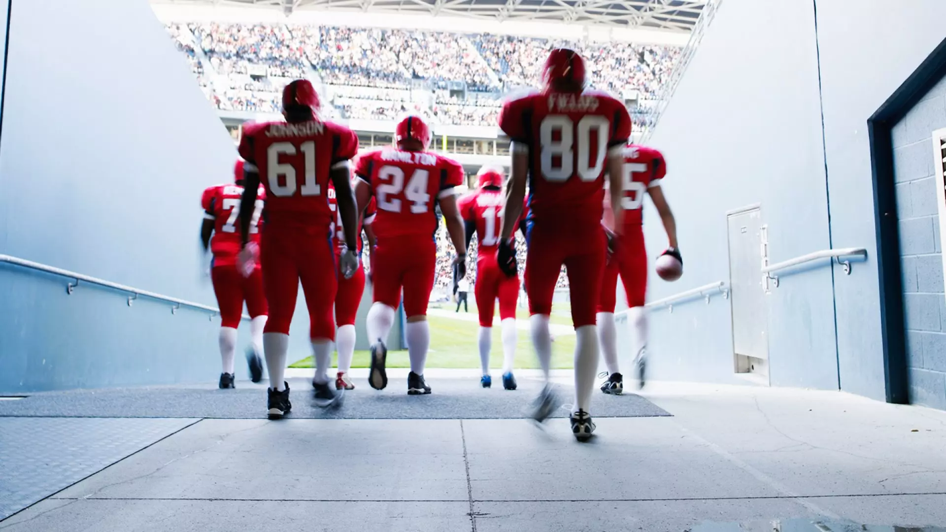 NFL 선수를 보호하는 군사 기술 회사