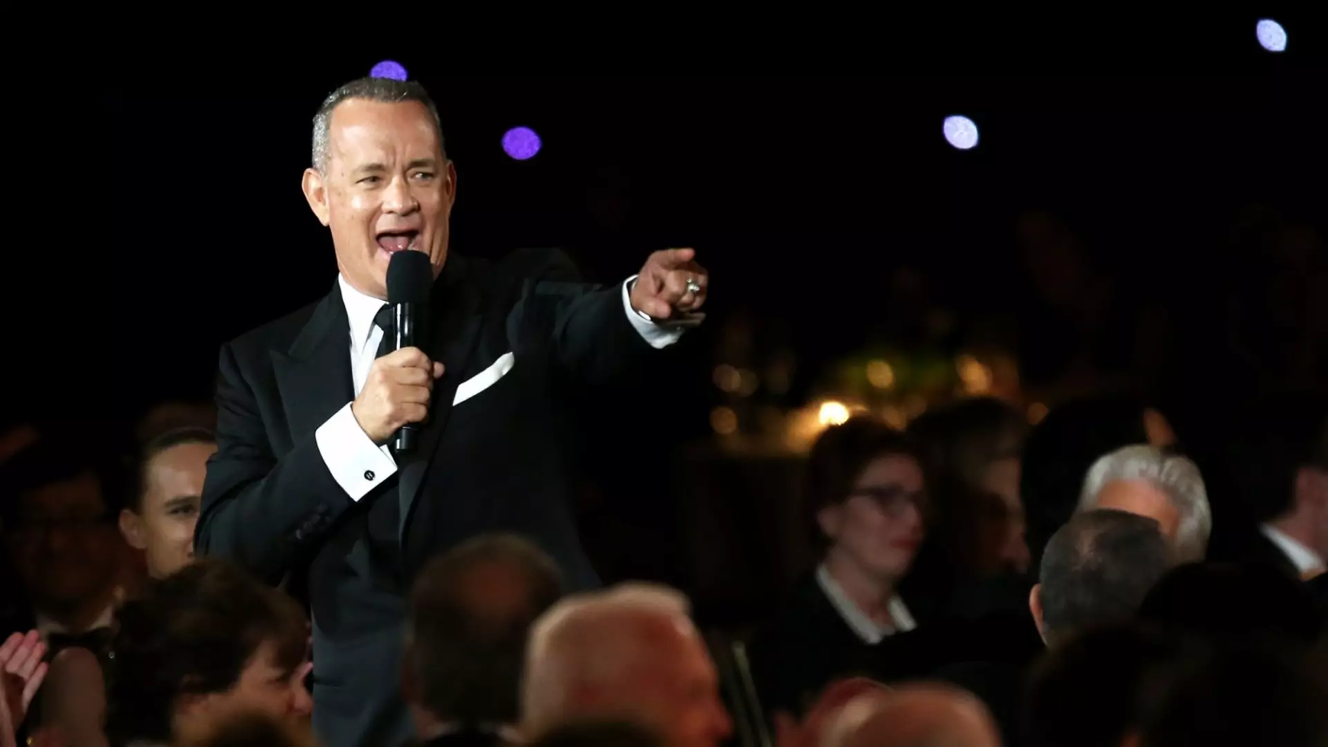 21 Kutipan Dari Film Tom Hanks Yang Akan Membuat Anda Mencintai Orang Lagi