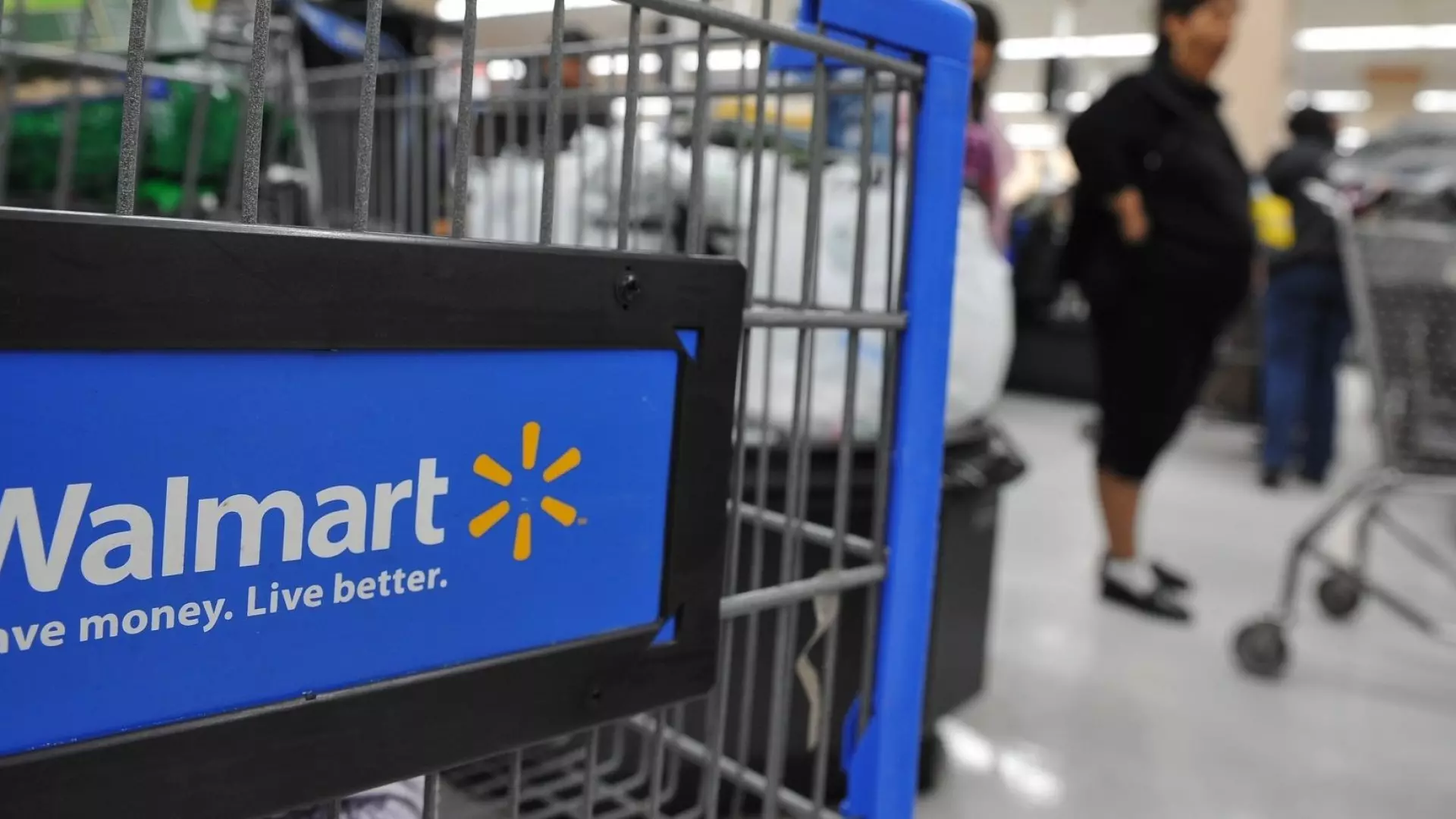 Gearrann Wal-Mart Ionchas Bliantúil Brabúis de réir mar a Ardaíonn Costais