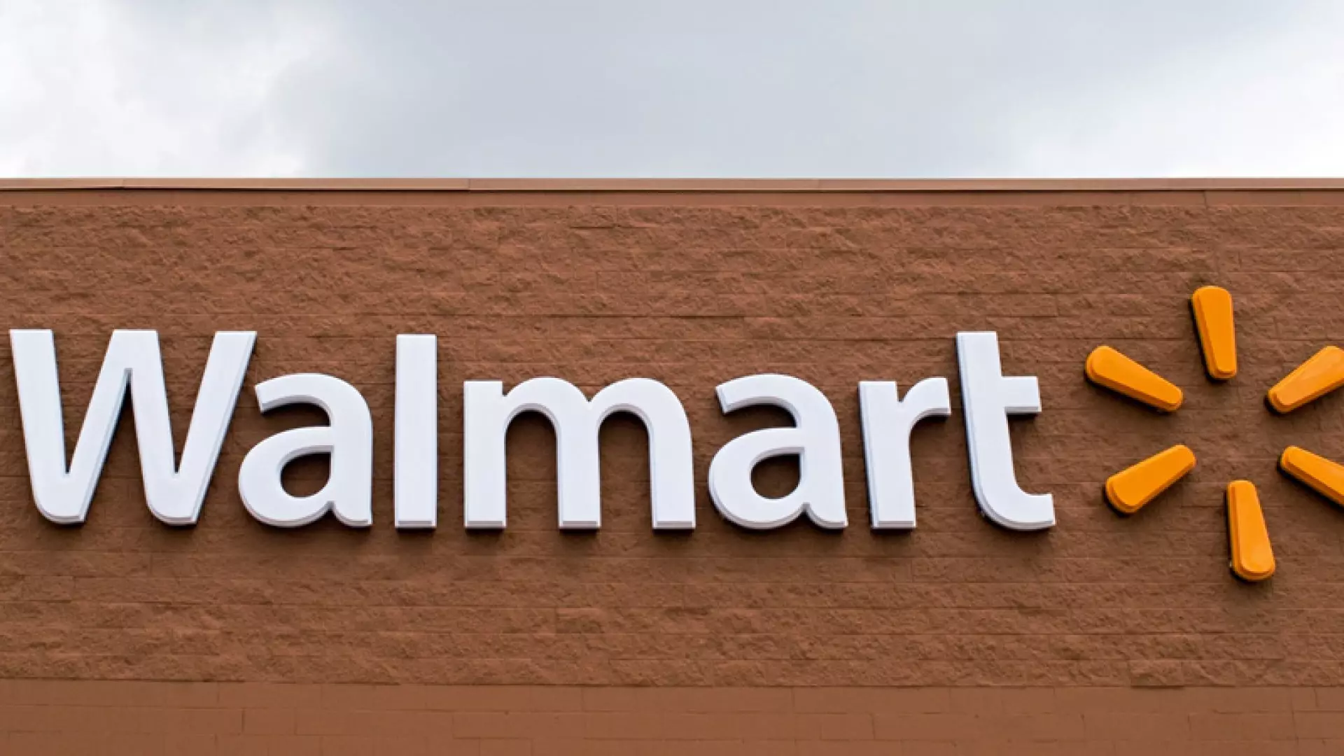 Ụzọ siri ike dị n'ihu maka Wal-Mart