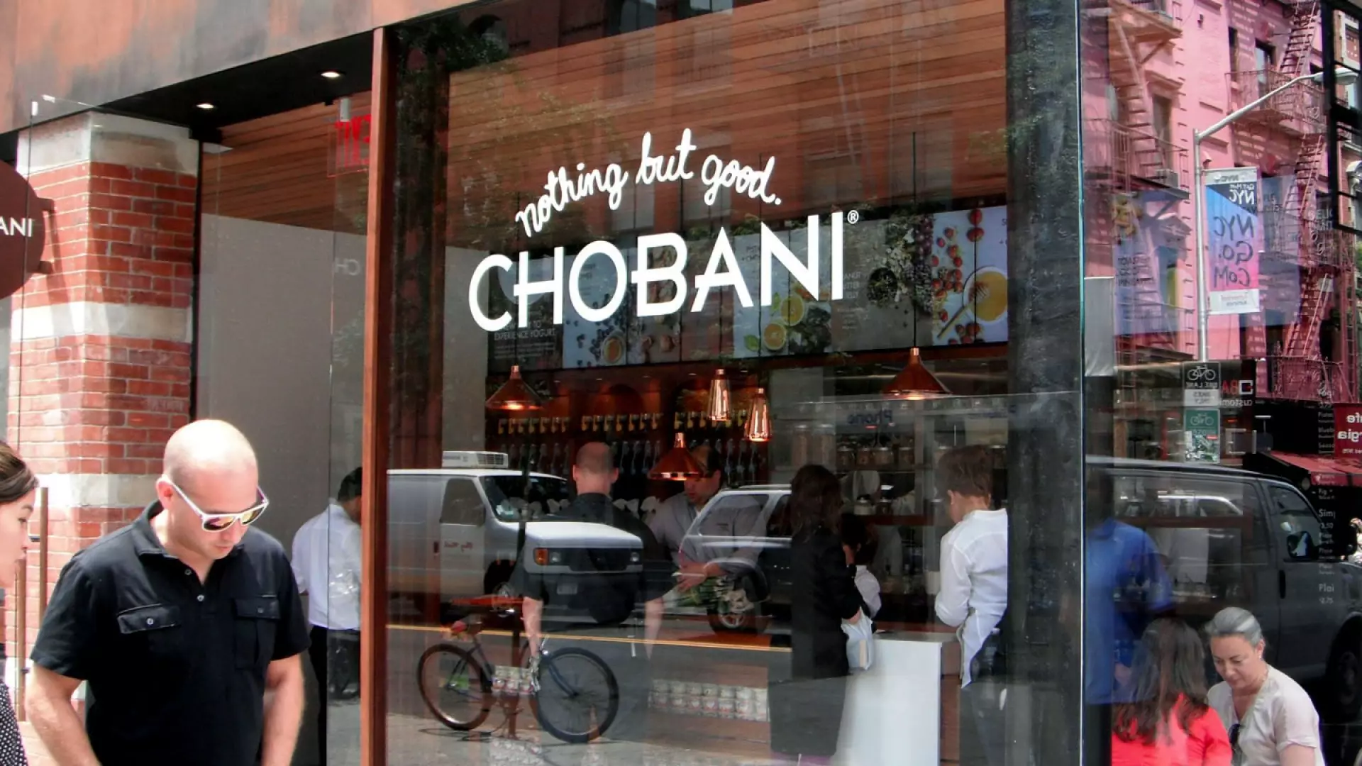 Chobani: Ho thata Kantle ho Moetsi oa Yoghurt