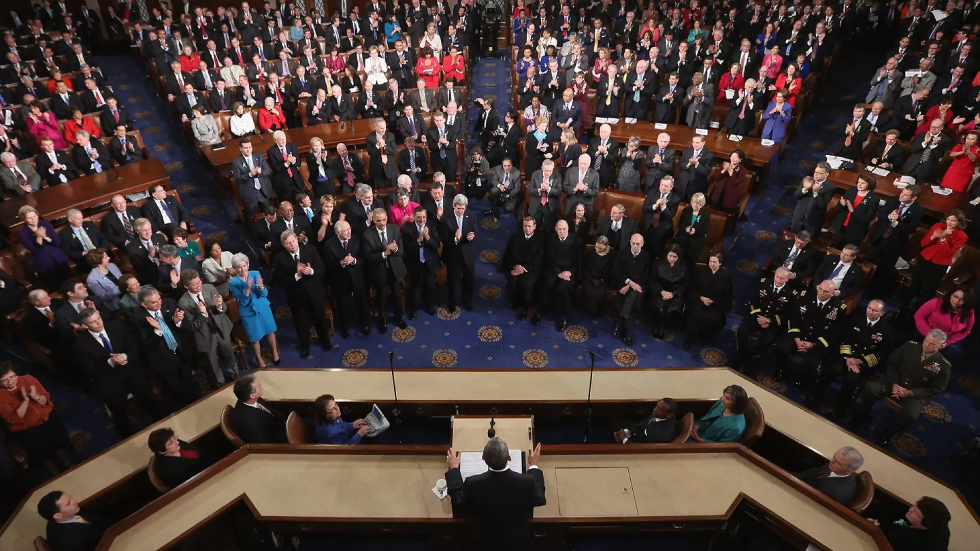 Mutungamiri Barack Obama vanopa kero yavo yeNyika yeMubatanidzwa pamberi pemusangano wakabatana weCongress kuU.S. Capitol, Kukadzi 12, 2013, muWashington, D,C.