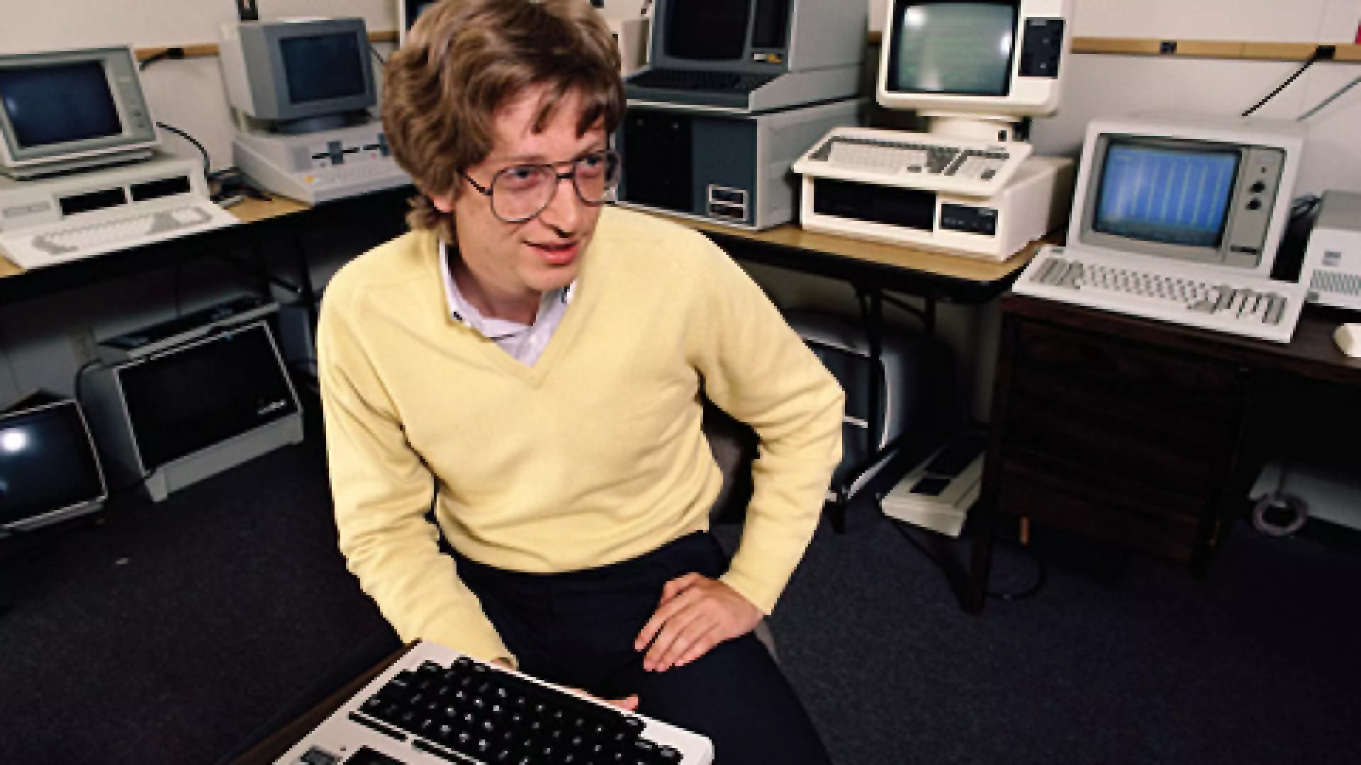 Ο Bill Gates, που εθεάθη εδώ το 1983, ξεκίνησε την εταιρεία του στα δόντια του stagflatio της δεκαετίας του 1970.