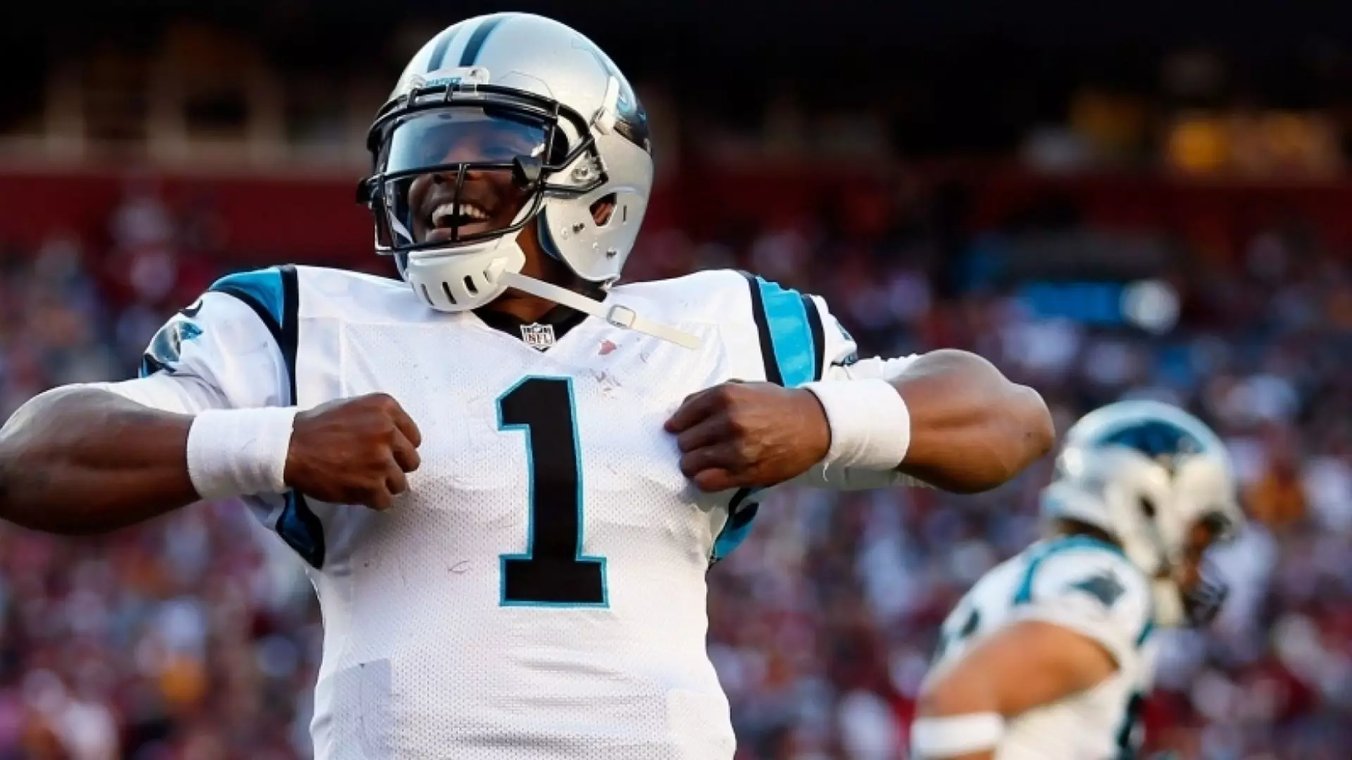 Ka nka nka onye ndu Cam Newton si dugara ndị Panthers na Super Bowl