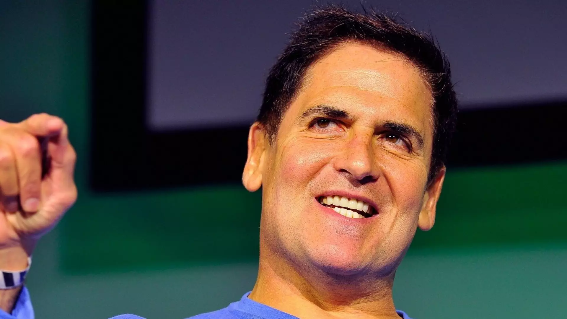 Amathiphu Ka-Mark Cuban Angcono Ka-4 Wokuwina Ebhizinisini