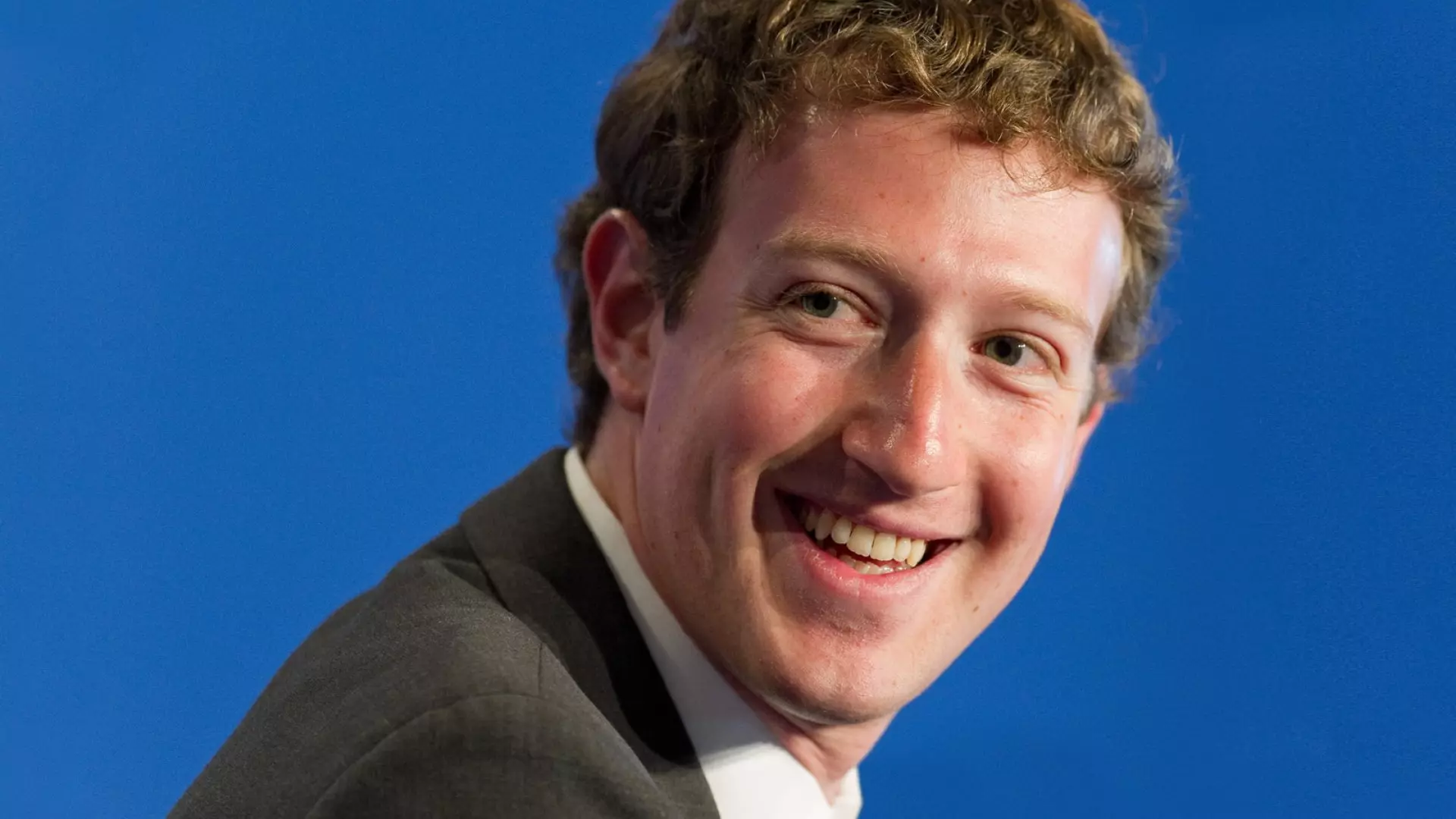 Yn nyddiau cynnar Facebook, Mark Zuckerberg Could Be a Jerk Boss