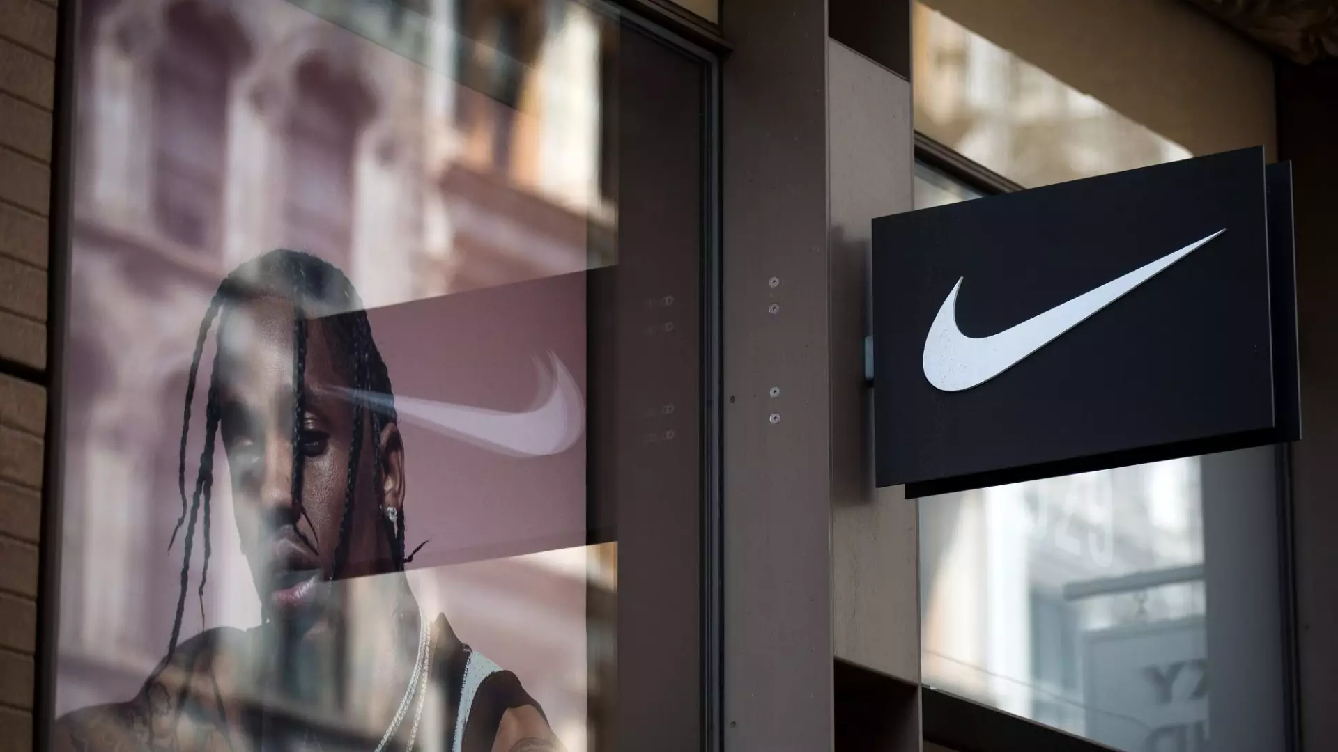 Lo ami o lo boicotti, Nike è leader in un modo critico. Che cos'è?