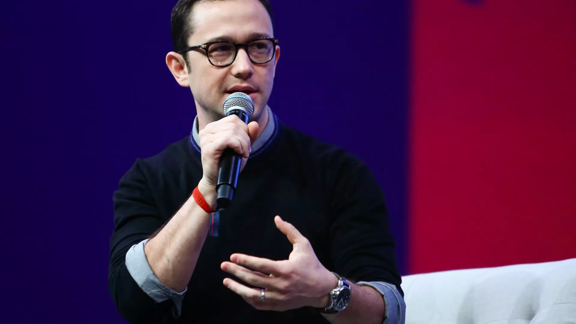 O ator, cineasta e empresário Joseph Gordon-Levitt discute a HitRecord na Collision Conference 2019