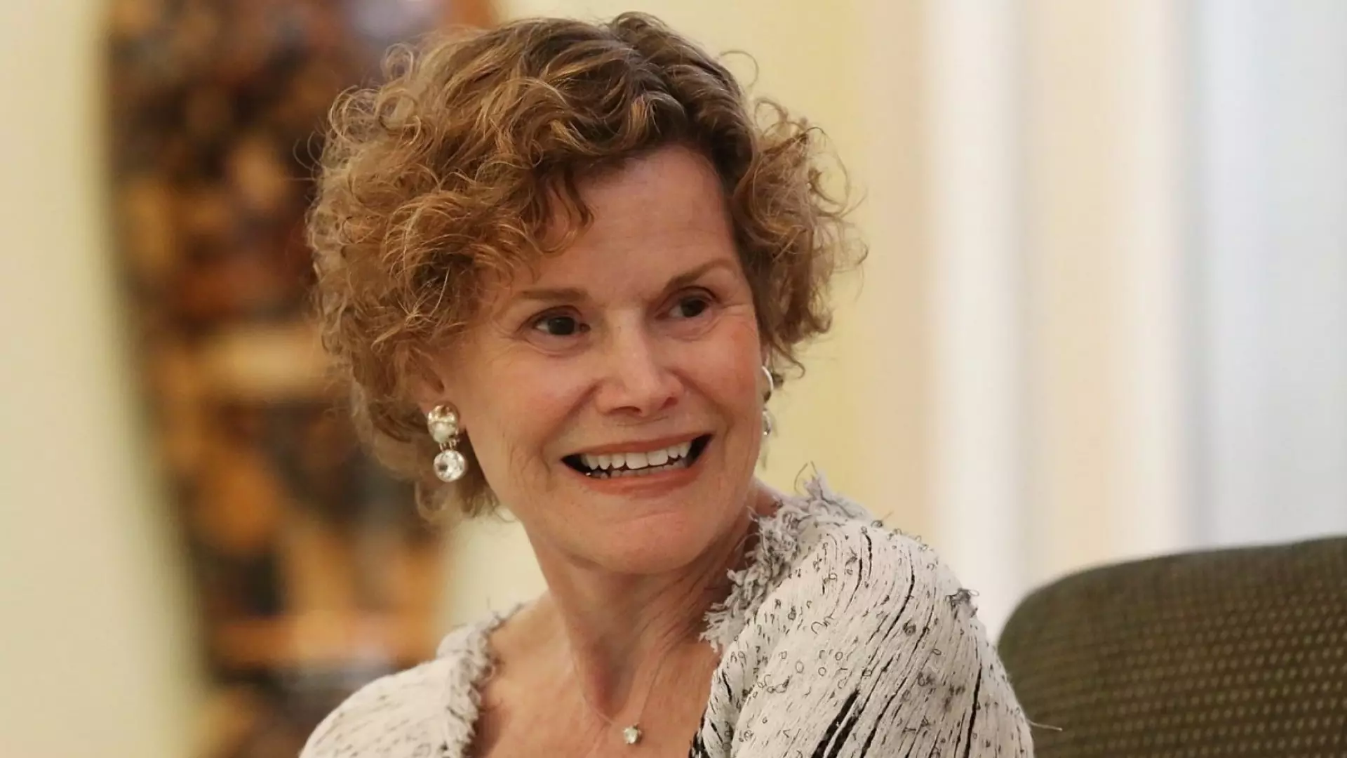 Den prisvindende forfatter Judy Blume deler 6 inspirerende tips fra 50 års forfatterskab (og 85 millioner solgte bøger)