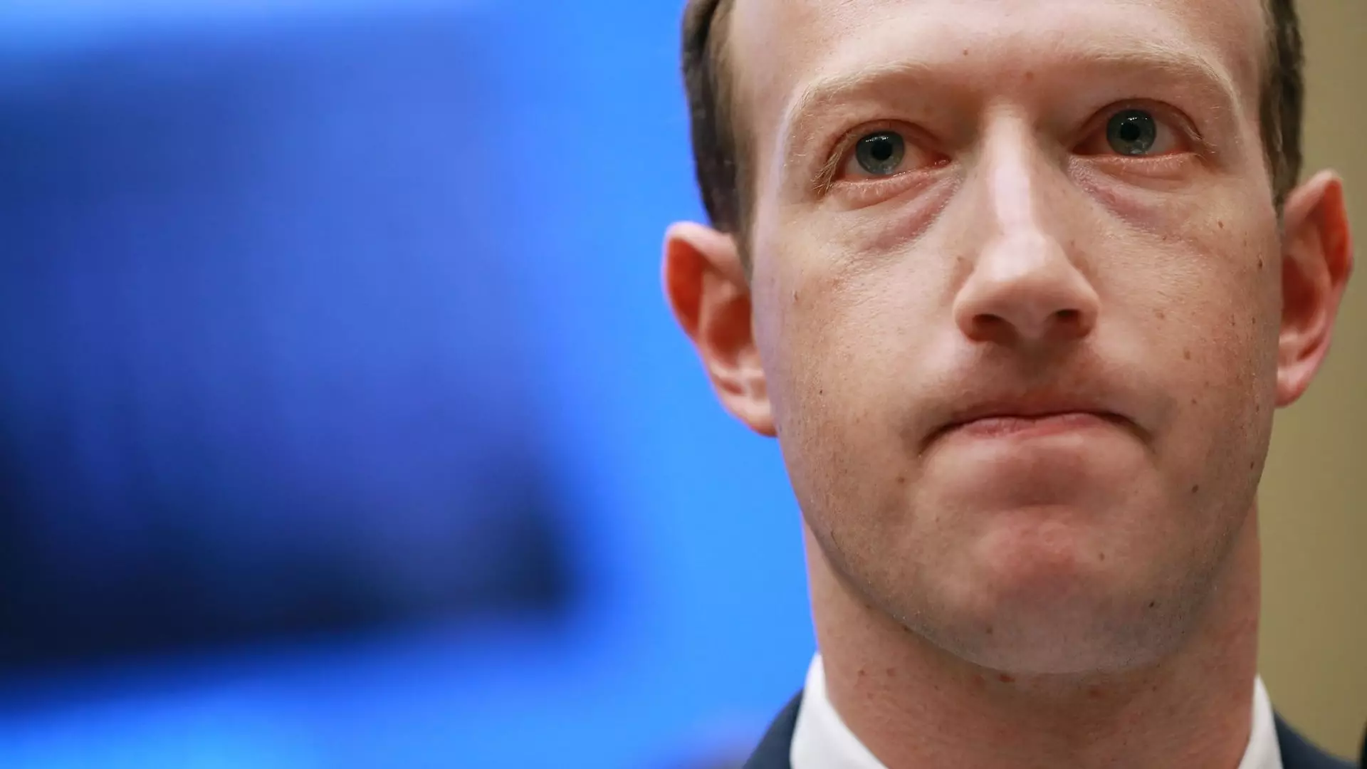 Kemahiran Orang Mengerikan Mark Zuckerberg Merosakkan Budaya Facebook