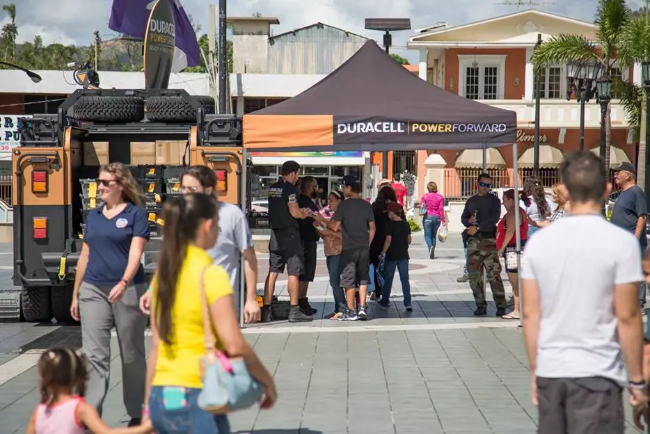 Πώς οι επιχειρήσεις βοηθούν το Πουέρτο Ρίκο να ανακάμψει από έναν καταστροφικό τυφώνα 421057_2