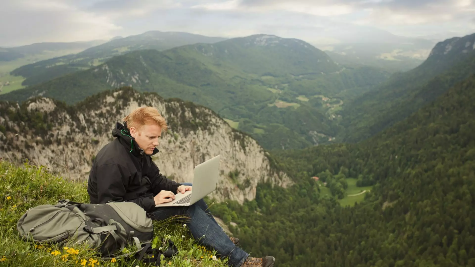 Jak pracovat rok v zahraničí bez vynechání tempa