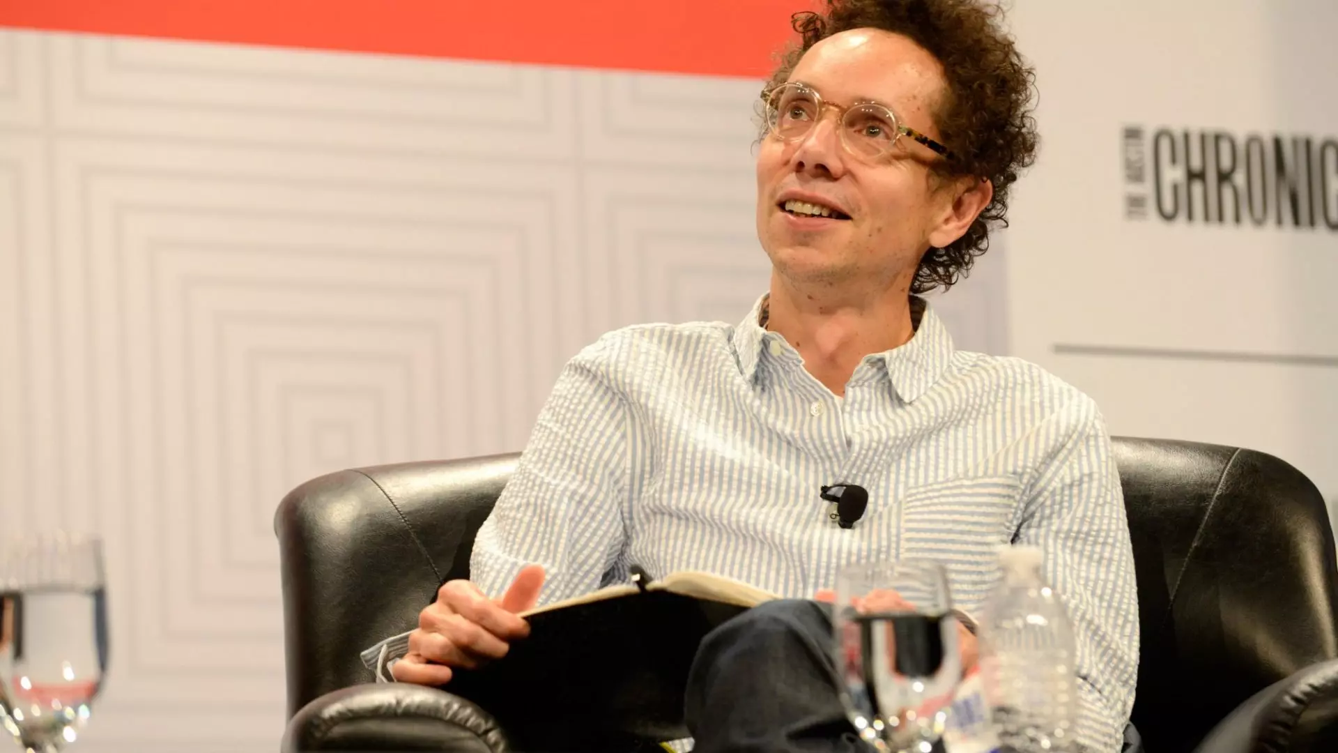 Impamvu Malcolm Gladwell abwira ba rwiyemezamirimo kureka kwibanda kubintu 1 gusa