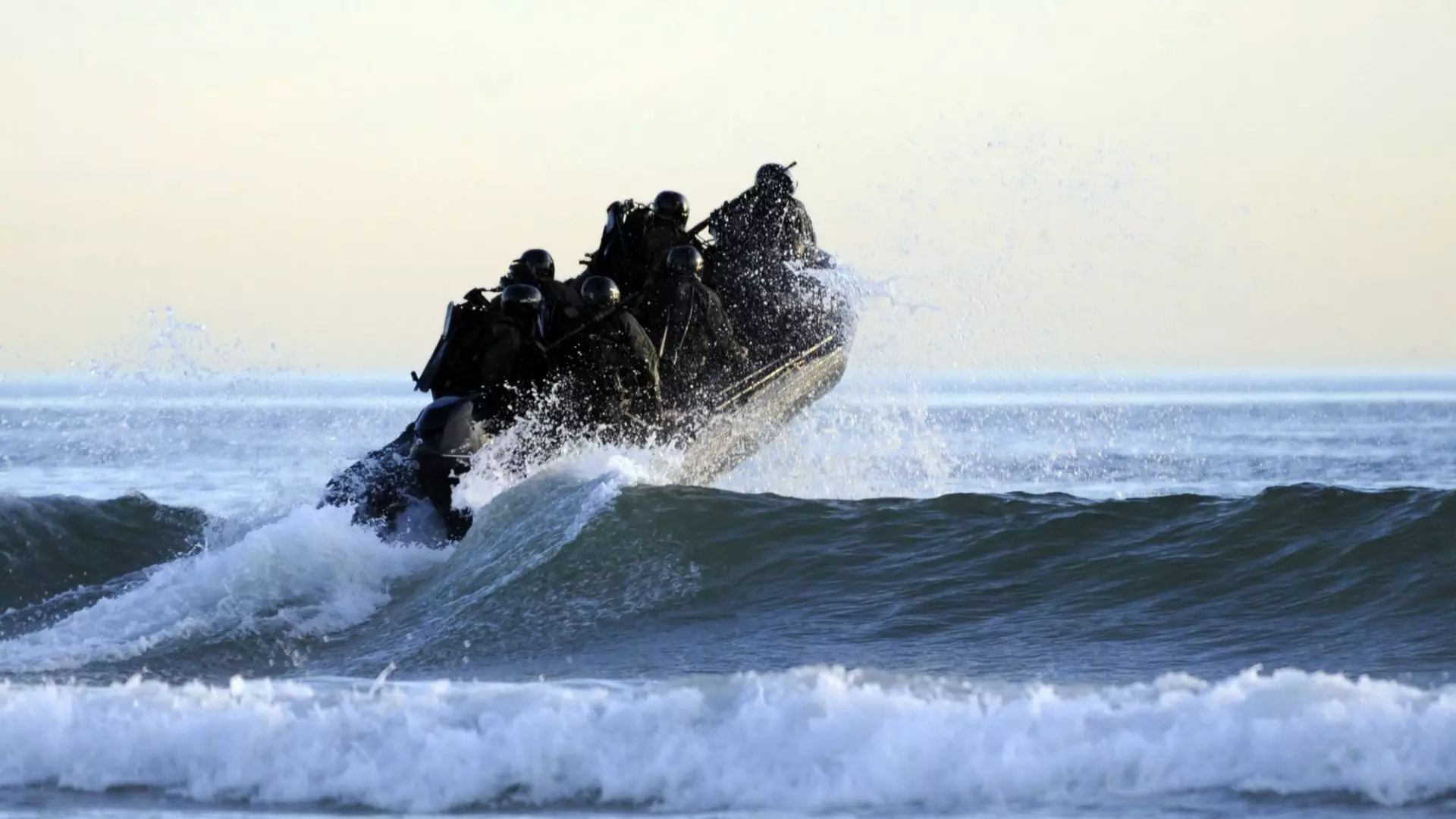 5 στρατηγικές ηγεσίας του Navy SEAL που είναι κρίσιμες για την οικοδόμηση μιας ισχυρής ομάδας