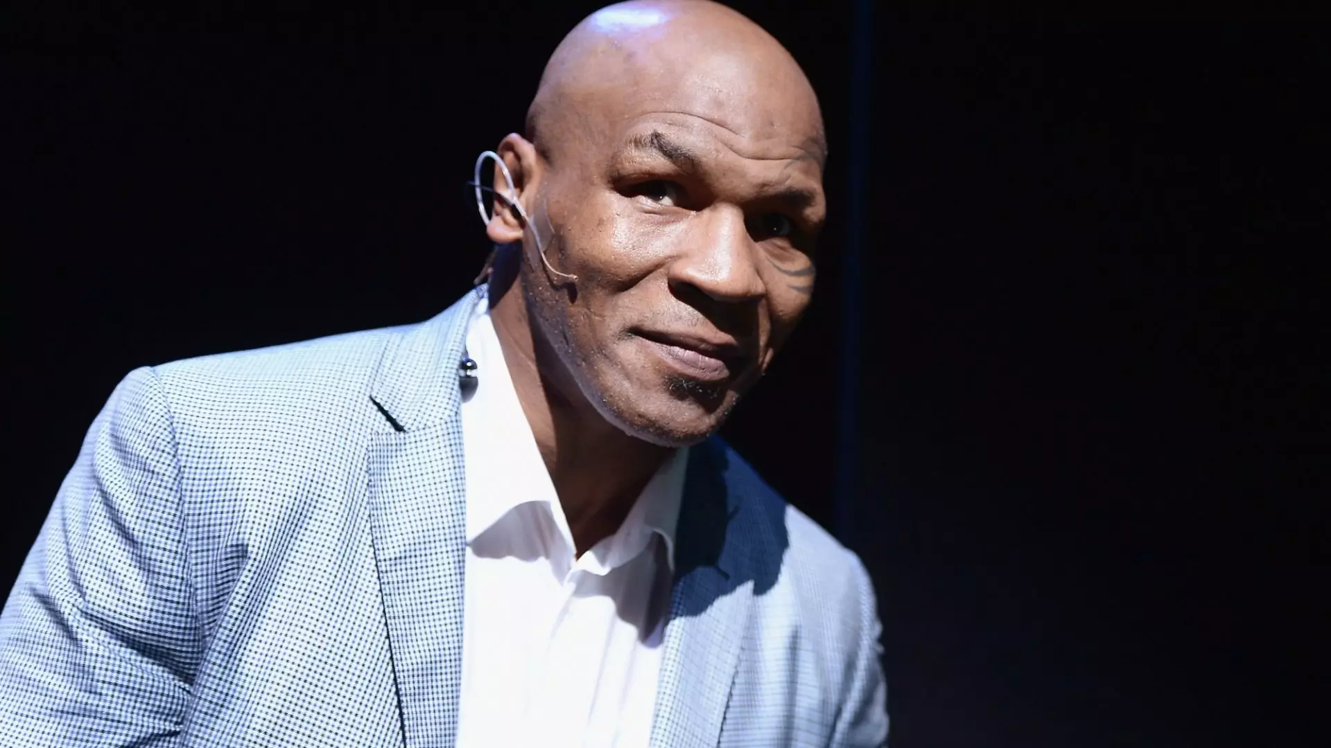 Gotina çêtirîn Mike Tyson li ser Zêrîniya Hestî